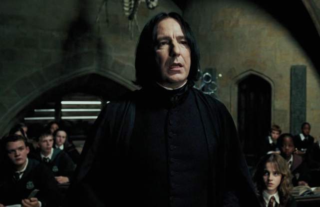 哈利波特：斯内普有多天才？霍格沃茨最年轻的教授，最年轻的院长_腾讯新闻