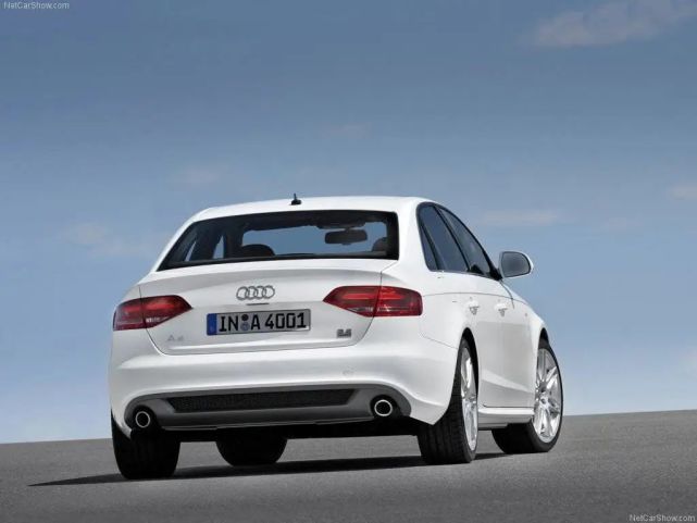 从驾驶者之车到全能选手，浅谈国产奥迪A4发展史_腾讯新闻