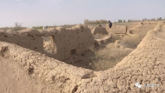 老一辈说的“地窝子”是什么样 到一〇三团看一看_腾讯新闻