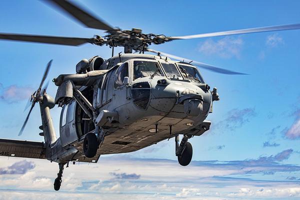 美军在地中海为MH-60S直升机测试最新装备 可挂载多种先进武器_腾讯新闻