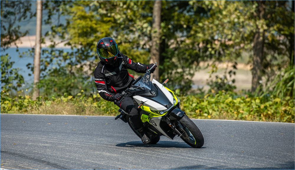 国产高性能电摩 电斐FW06正式发布 售价19800元起_腾讯新闻