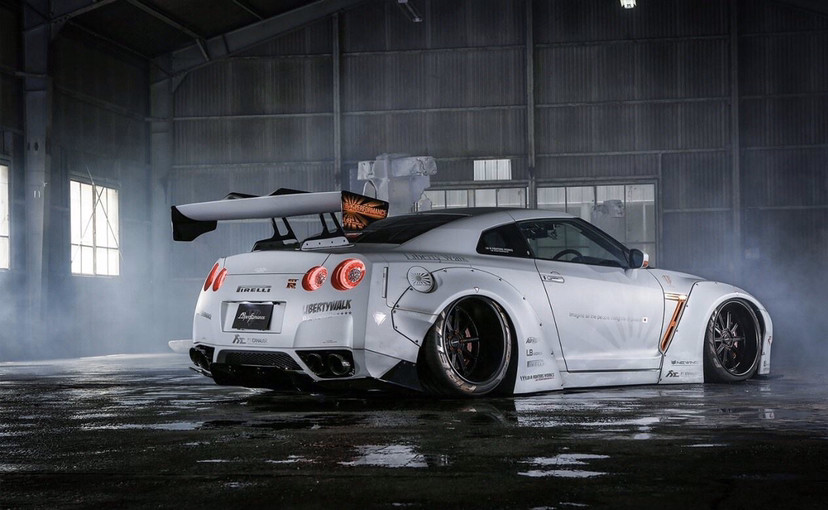 被誉为战神的GTR，赛道上的不败传奇_腾讯新闻