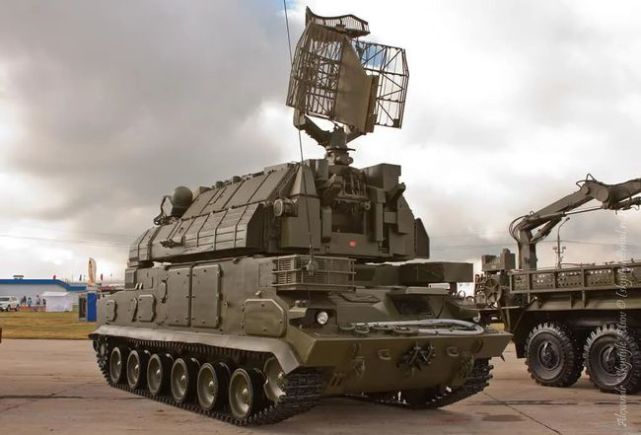 央视首次曝光红旗-17AE防空系统，还有多少性能值得优化？_腾讯新闻