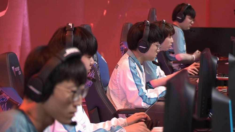 RNG也被点名了！DK冠军选手直言：MSI要击败RNG为牛宝报仇_腾讯新闻