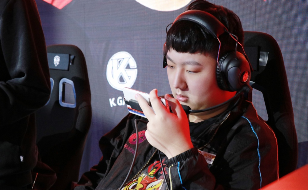 GK11连胜势不可挡，寒夜点出关键因素，只有AG能与之一战？_腾讯新闻