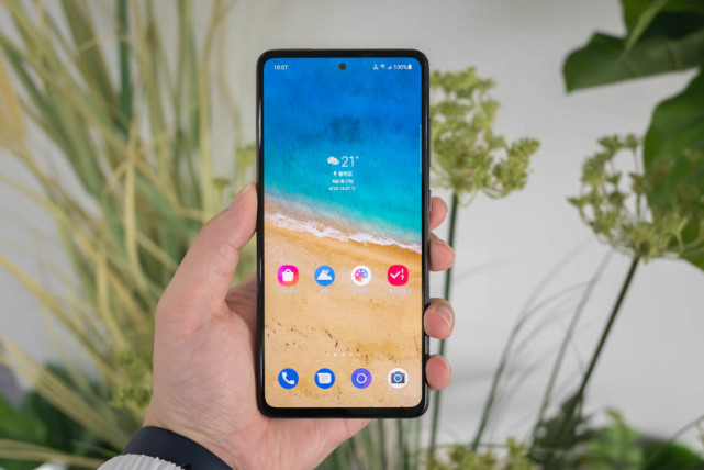 三星Galaxy A52 5G测评：体验至上，有高刷也有高像素_腾讯新闻