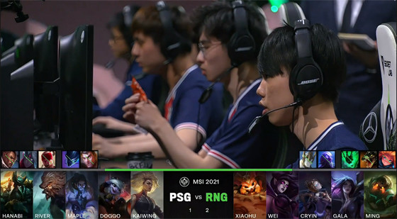 RNG 3：1 PSG GALA卡莎输出拉满RNG挺进决赛_腾讯新闻