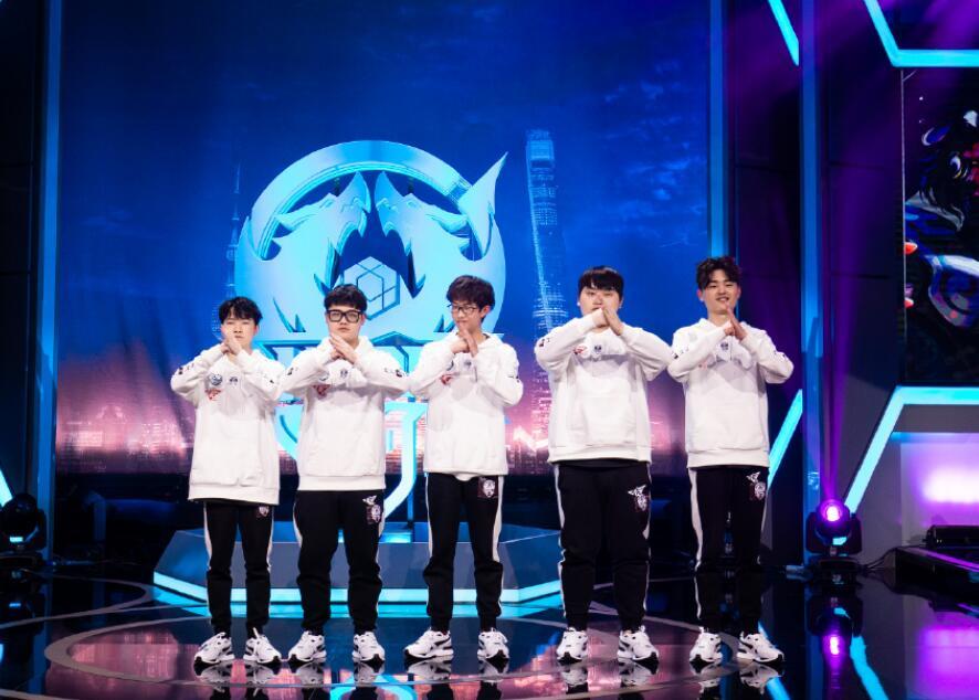 kpl：QGhappy迎战RW侠，A组最强战力对决，谁的连胜被终结？_腾讯新闻