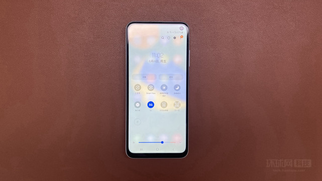 三星Galaxy F52 5G评测：“平凡”中又带着点小“惊喜”_腾讯新闻