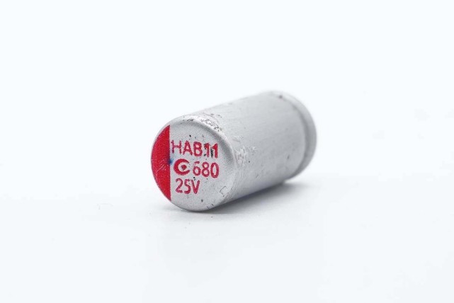 安克航海王艾斯65W快充A9521拆解，采用纳微NV6115氮化镓芯片_腾讯新闻