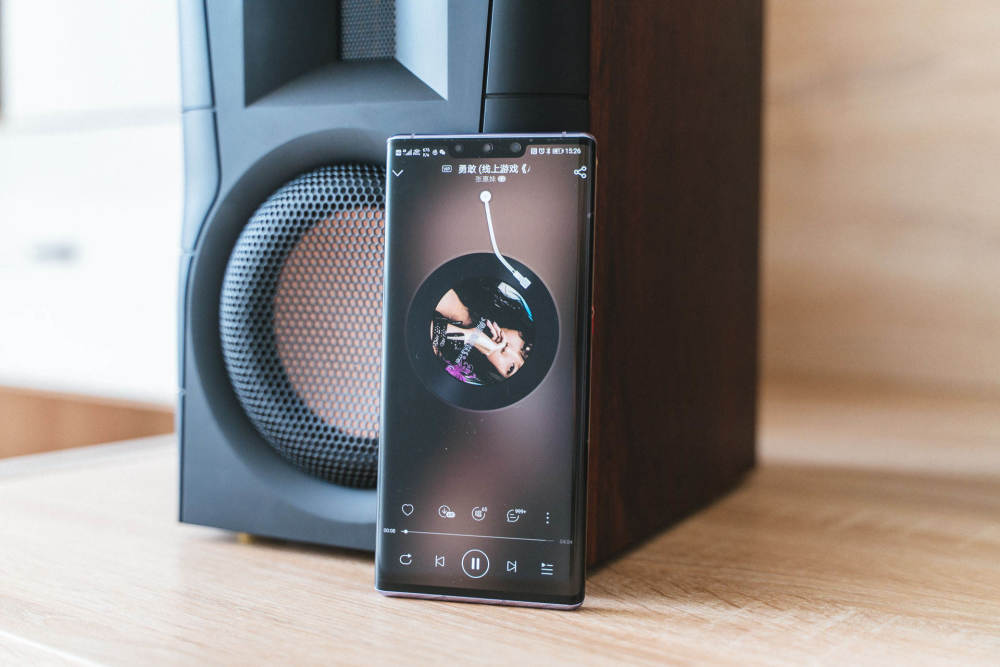 享受声临其境的音乐空间——惠威D200评测_腾讯新闻