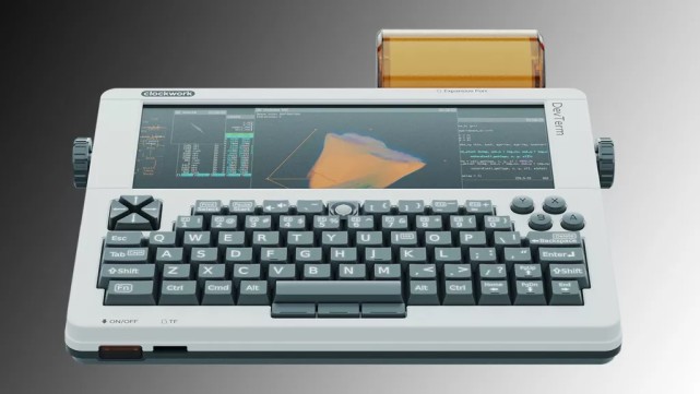 Clockwork宣布DevTerm开源便携式终端即将发货_腾讯新闻