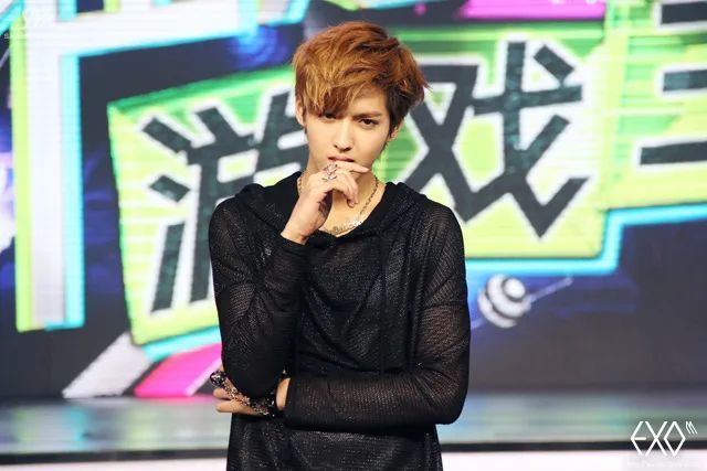 24小时，吴亦凡粉丝决战“都美竹们”_腾讯新闻