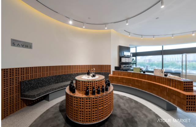 深挖用户痛点，亚朵场景零售品牌升级为“Atour Market亚朵百货”_腾讯新闻