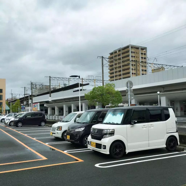 油耗仅3升的“代步神器”K-CAR，为什么在国内却不受欢迎？_腾讯新闻