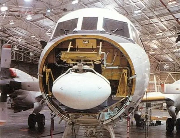 央视大方公开中国空潜-200反潜机内部，和美国的P-3C相比有优势吗_腾讯新闻