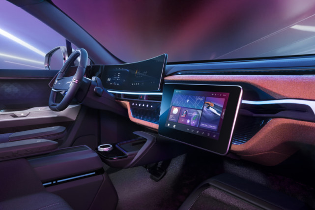 延锋国际：延锋XiM21s智能座舱｜2021金辑奖_腾讯新闻