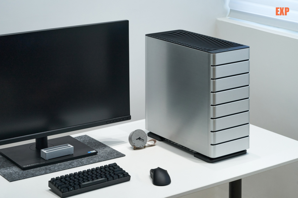 abee Smart EM30机箱图赏：全铝CNC工艺打造的居家艺术品_腾讯新闻