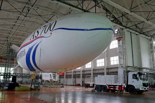 AS700载人飞艇通过首飞技术质量评审_腾讯新闻