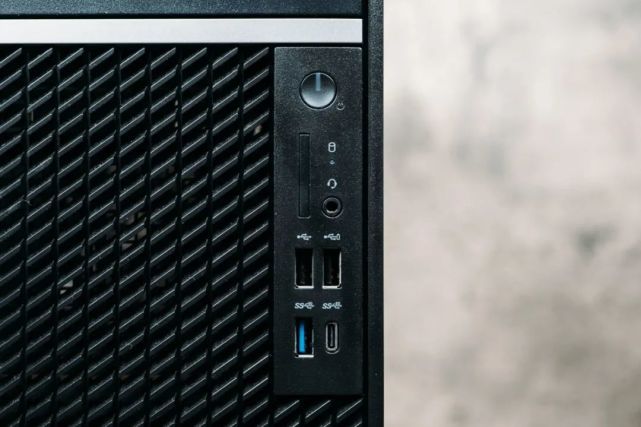 戴尔OptiPlex 7090 Tower评测：智能扩展一步到位，这台PC有点猛_腾讯新闻