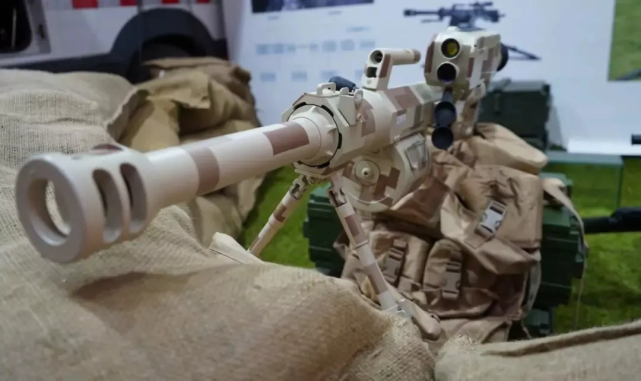 对狙吗，我榴弹狙！央视曝光中国自用LG-5，解放军会如何使用？_腾讯新闻