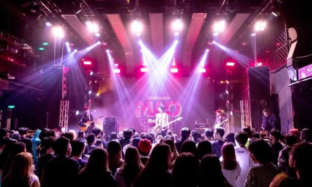 让年轻人上头的Livehouse，现在怎样了？_腾讯新闻