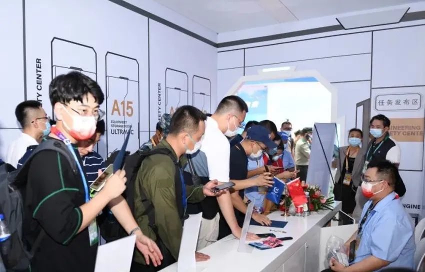 航空工业强度所带你漫游ULTRAVIC宇宙_腾讯新闻