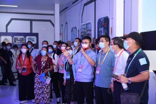 航空工业强度所带你漫游ULTRAVIC宇宙_腾讯新闻