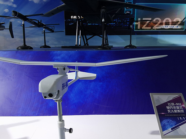 专访｜“飞鸿”系列无人机总指挥：远销十余国，获一致认可_腾讯新闻