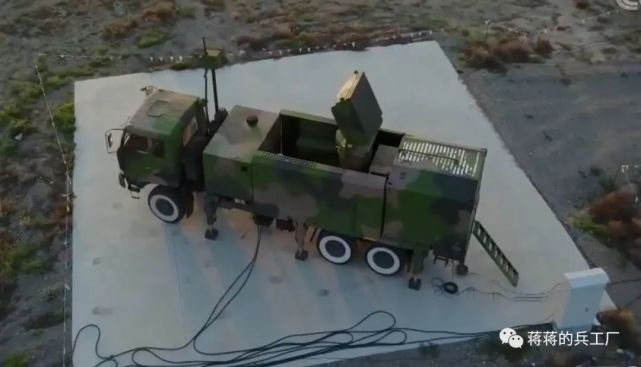 一坑四弹的强悍防空，FM-3000N中程防空导弹华丽变身_腾讯新闻