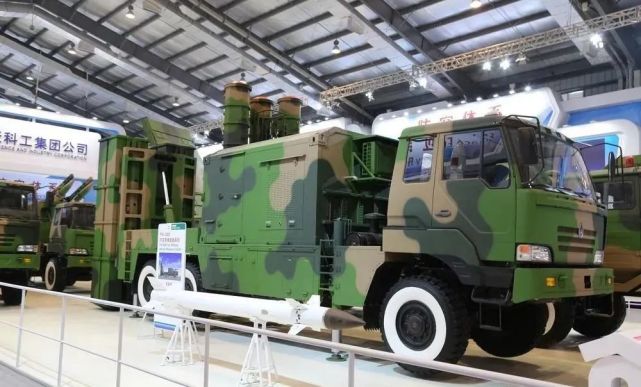 一坑四弹的强悍防空，FM-3000N中程防空导弹华丽变身_腾讯新闻