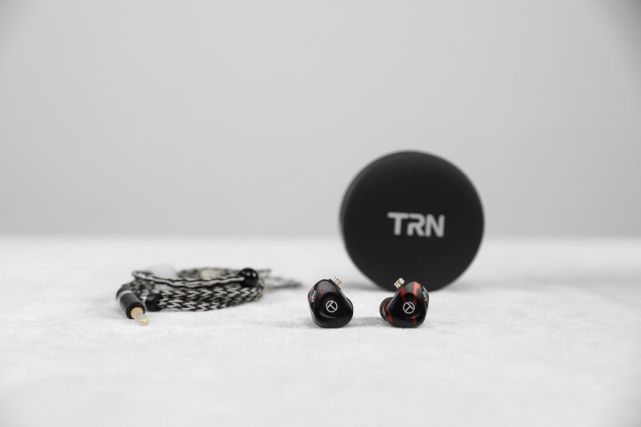 TRN BA15 十五单元HIFI耳机评测：用耳机给你开一场音乐会_腾讯新闻