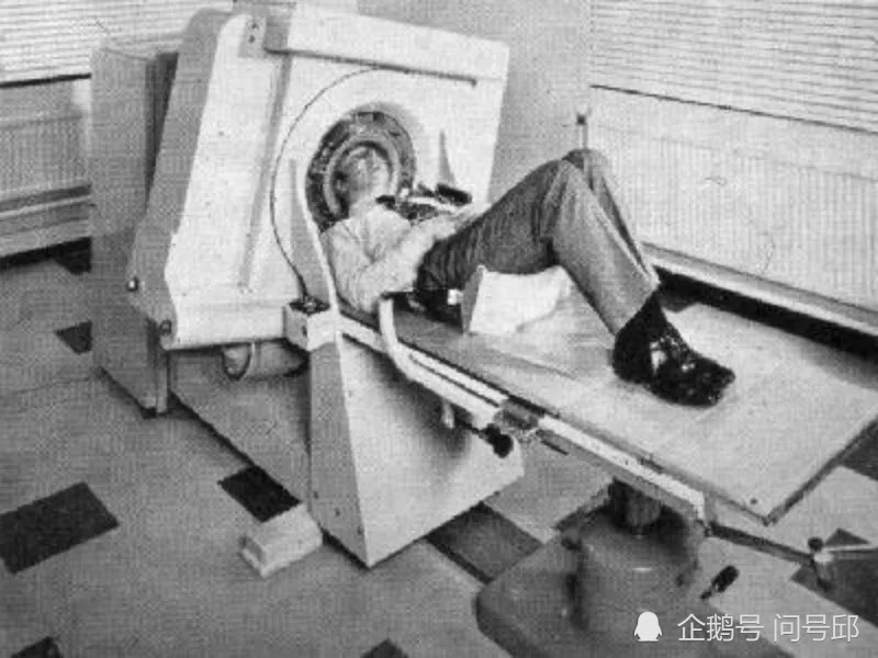 第一台CT扫描仪的诞生，标志着医学技术的革新具有里程碑意义_腾讯新闻