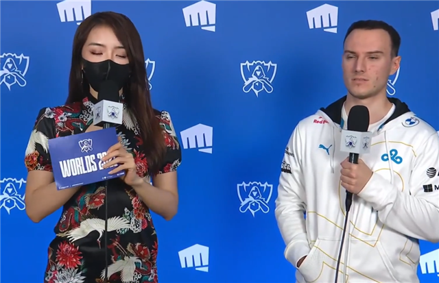 C9下路自曝比赛时手受了伤，依然能获胜出线：因为我们没啥可失去_腾讯新闻