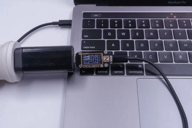 内置SW2325、SW7203、SW2305三个颗芯片，智融65W氮化镓快充方案评测_腾讯新闻