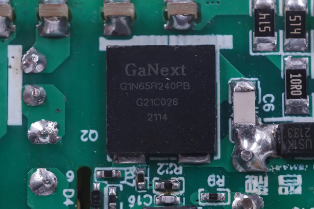 内置SW2325、SW7203、SW2305三个颗芯片，智融65W氮化镓快充方案评测_腾讯新闻