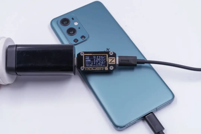 内置SW2325、SW7203、SW2305三个颗芯片，智融65W氮化镓快充方案评测_腾讯新闻