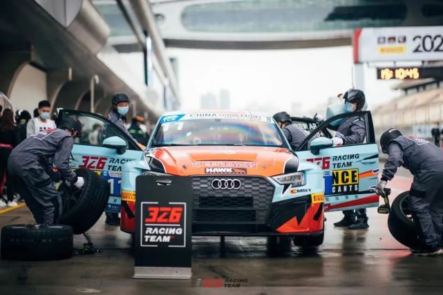 永不停止进步 326 Racing Team斩获GT杯TCE组车队总冠军！_腾讯新闻