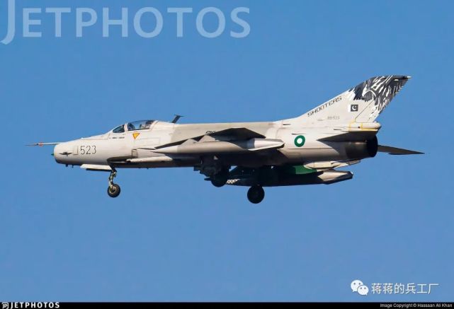 巴基斯坦装备的歼-7P/PG系列大盘点，细数作战中队和机号_腾讯新闻