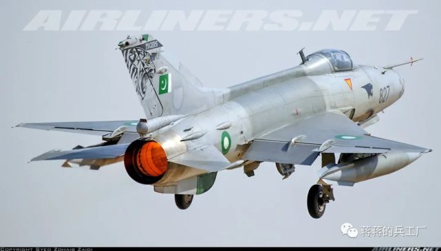 巴基斯坦装备的歼-7P/PG系列大盘点，细数作战中队和机号_腾讯新闻