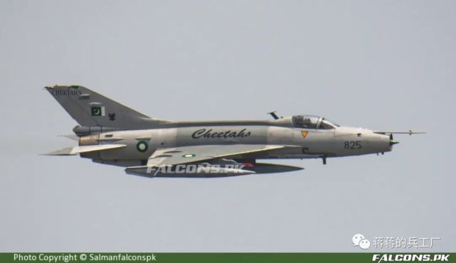 巴基斯坦装备的歼-7P/PG系列大盘点，细数作战中队和机号_腾讯新闻