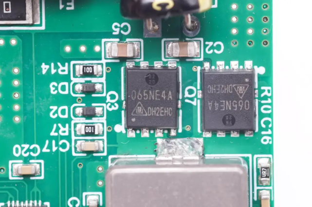 宝砾微PL5501＋智融SW2305转接板体验评测_腾讯新闻