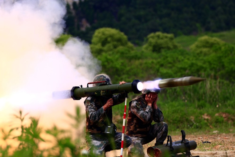 QTS11单兵作战系统，堪称步兵火力倍增器，为何没大量装备？_腾讯新闻