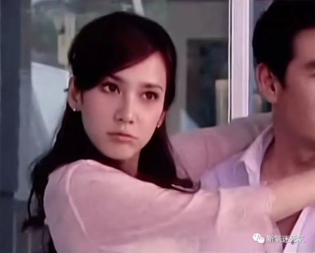 44岁蛇系美人Aump：果然，食物链顶端是姐姐_腾讯新闻