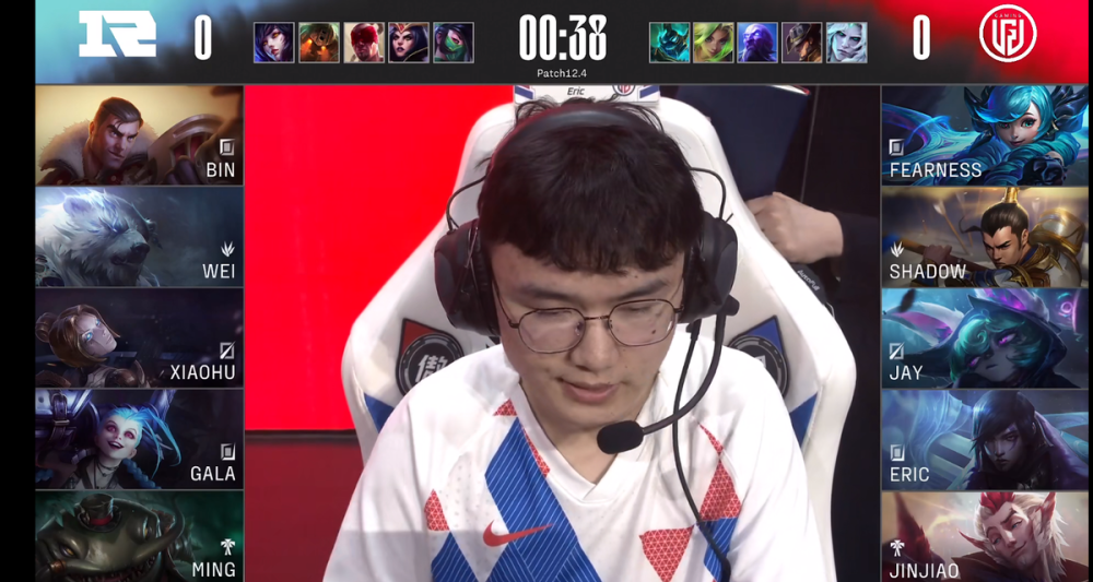 RNG零封LGD，小虎化身“春之虎帝”，小Wei节奏拉满，一人抓三路_腾讯新闻