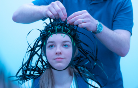 英国航母将在军演中首次使用量子技术_腾讯新闻