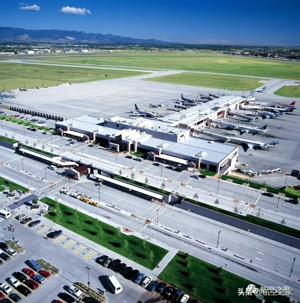 波音737系列空难揭秘：高空失灵的方向舵，3架客机涉事157人遇难_腾讯新闻