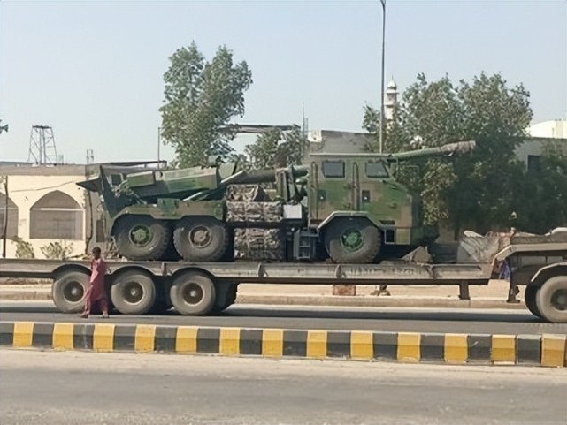 “巴铁”慧眼识珠！中国SH-15自行榴弹炮，性能完胜印度同类装备_腾讯新闻