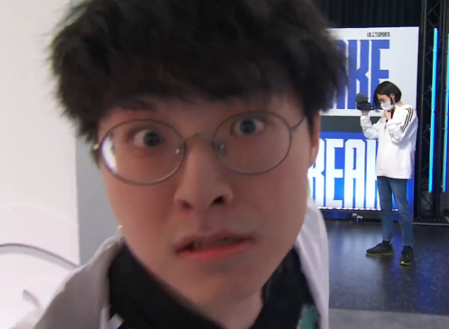 天才中单Showmaker如今处境如何？曾被誉为Faker接班人！_腾讯新闻