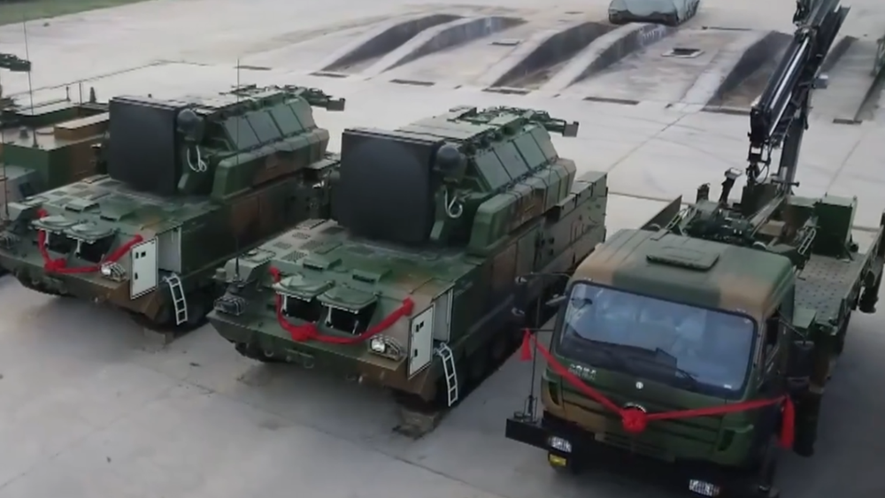 道尔M2VS红旗17A，俄军导弹战场屡获战功，红旗17A性能更胜一筹_腾讯新闻